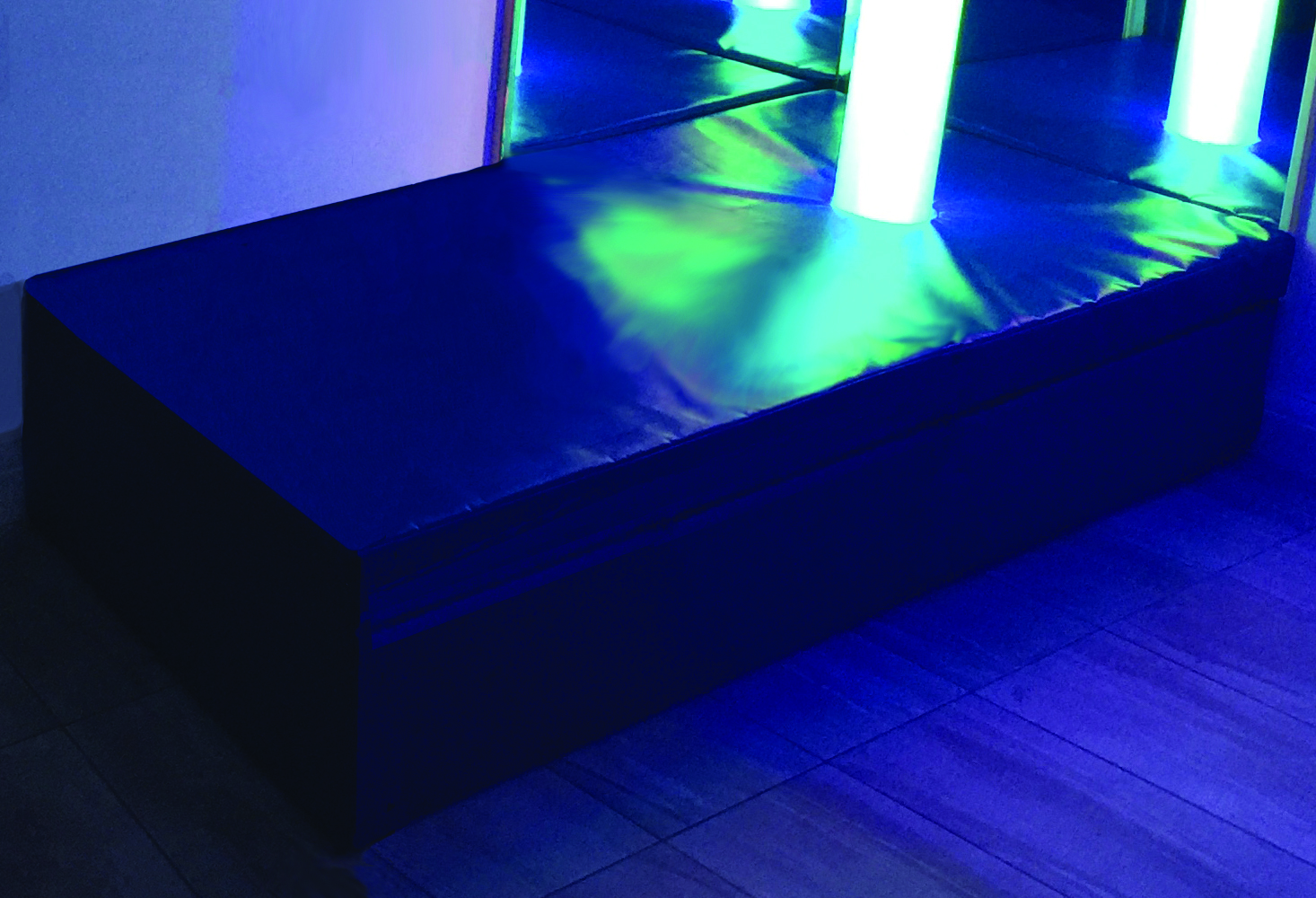 Square Padded Bubble Tube Plinth | Bubble Tubes